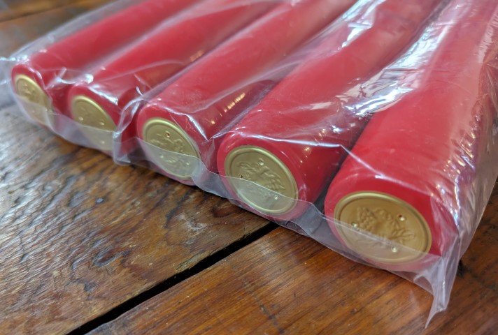 500 Pack GLOSSY RED SHRINK CAPSULES with GOLD TOPS 30.5x55 PVC Caps for ...